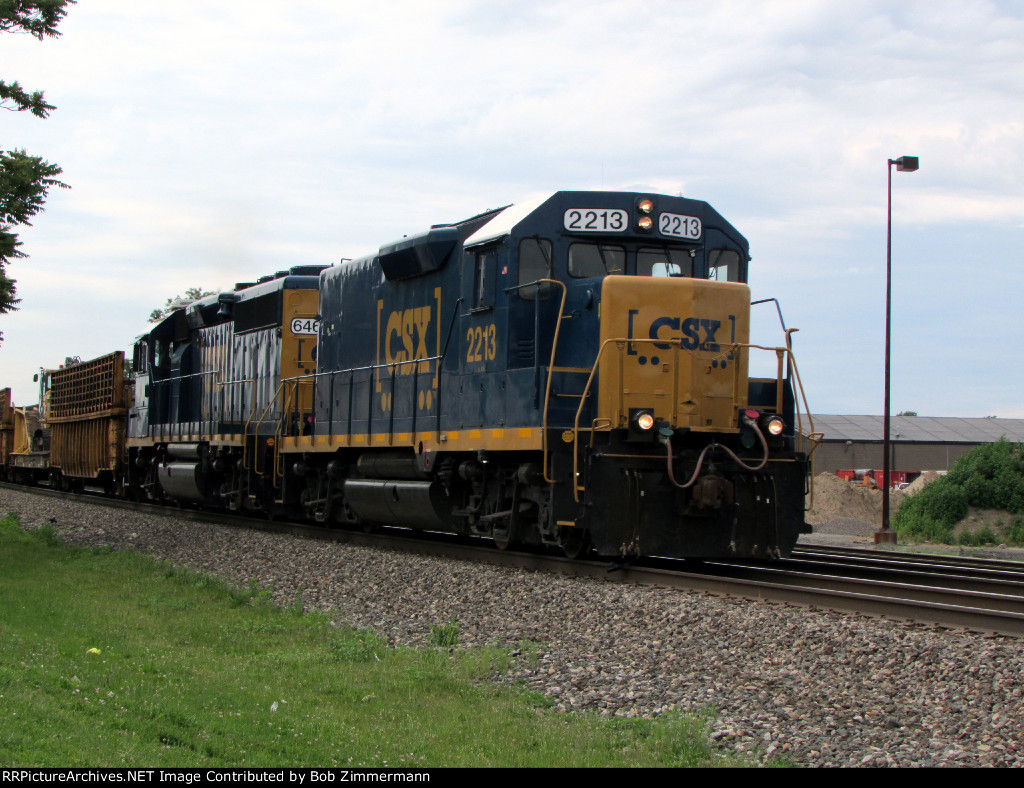 CSX 2213 and rail train